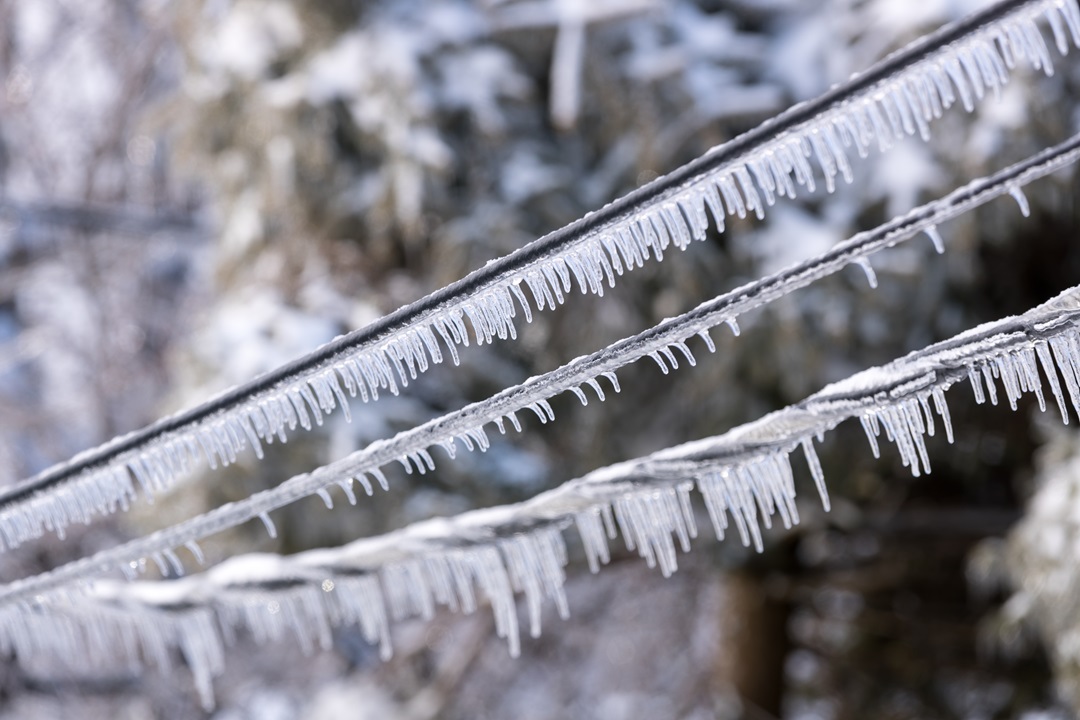 Winter Weather Electrical Safety for Commercial Buildings - CMI Companies
